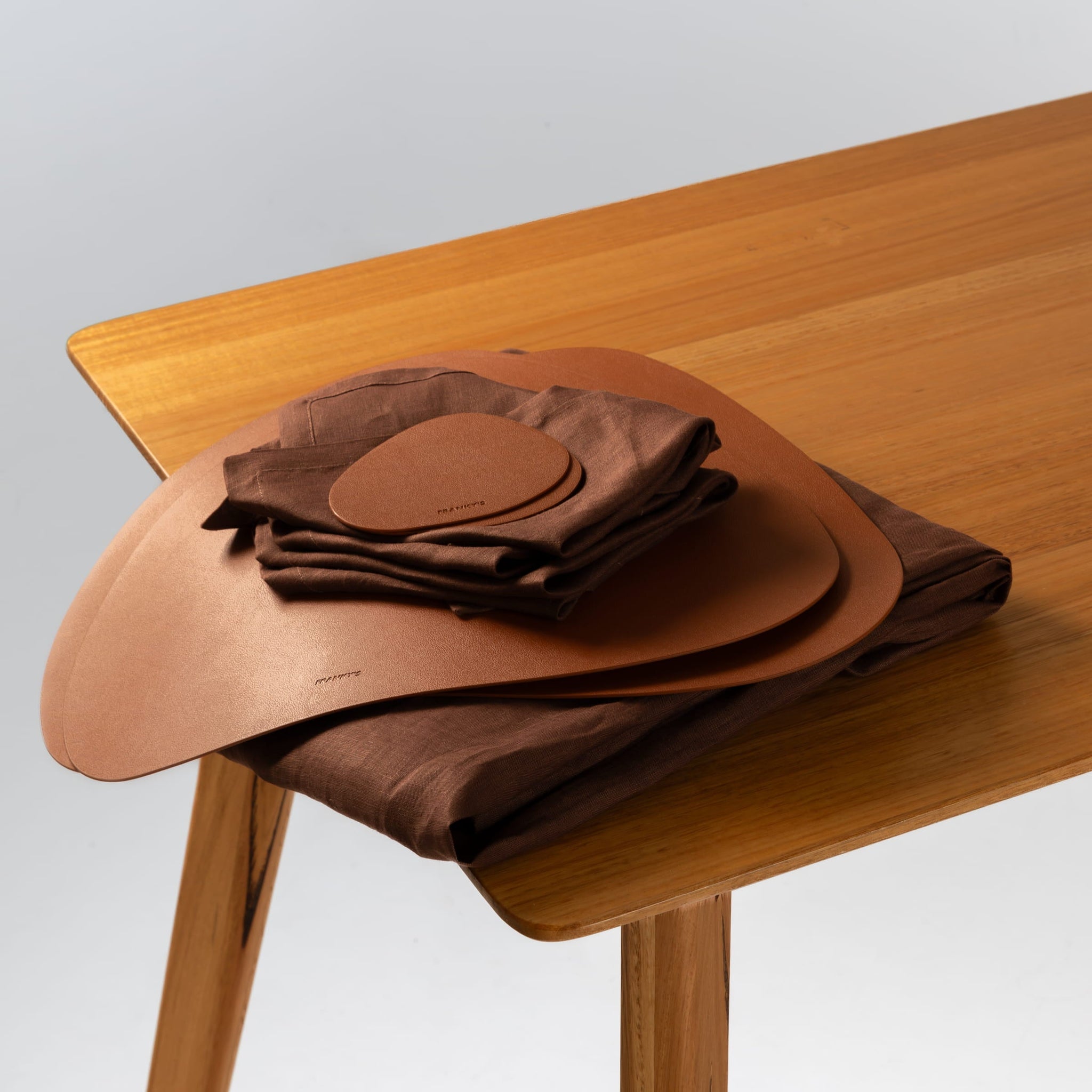 The Dining Edit Table Setting (Setting for 4) | Buy Table Linen Sets ...